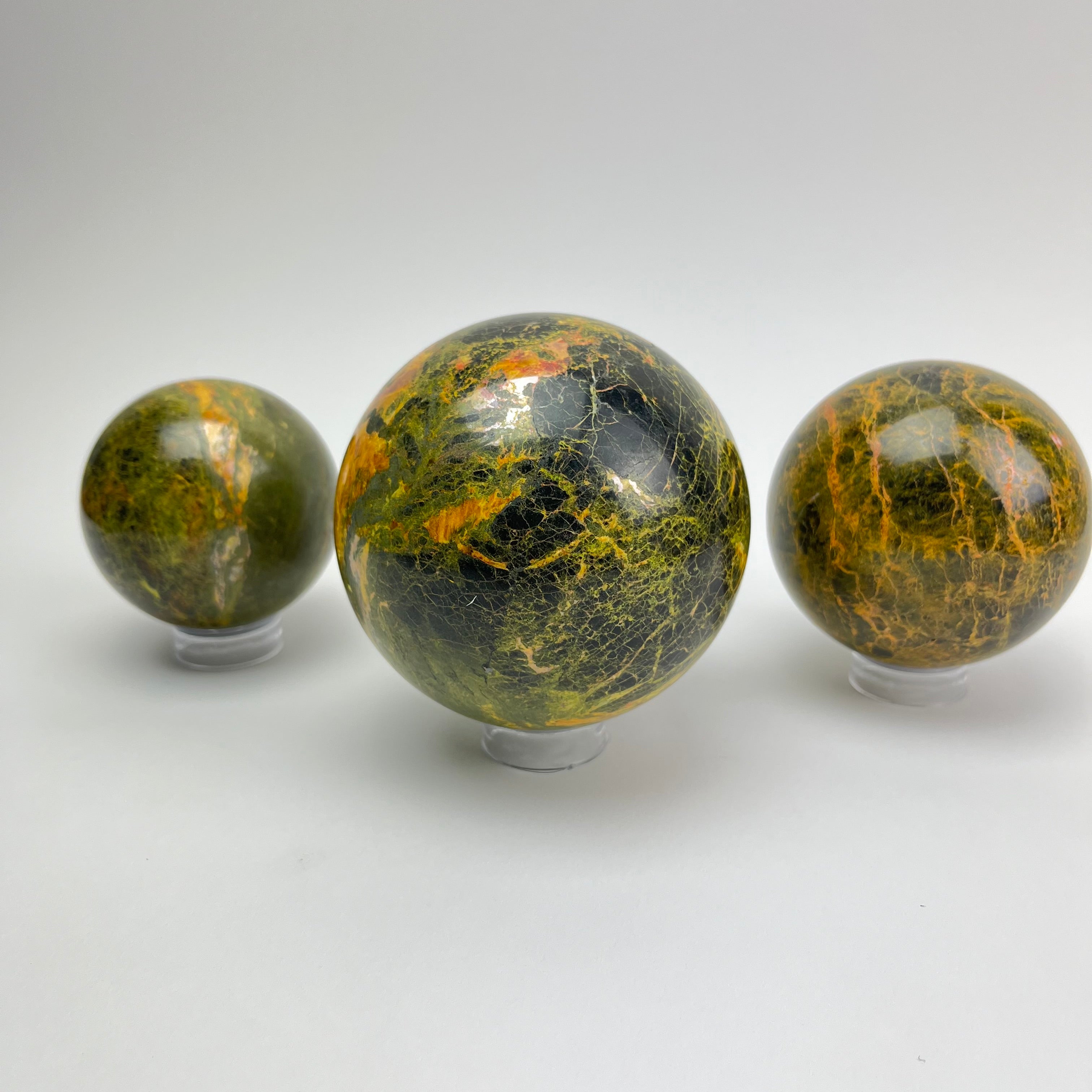 Realgar | Sphere | 70-80mm – Pelham Grayson Rose